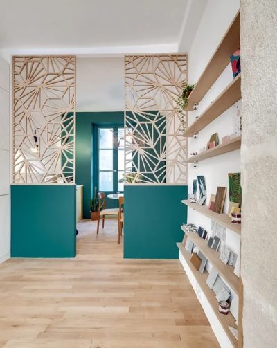 Un claustra d'intérieur en bois design pour séparer vos espaces - NuageDeco
